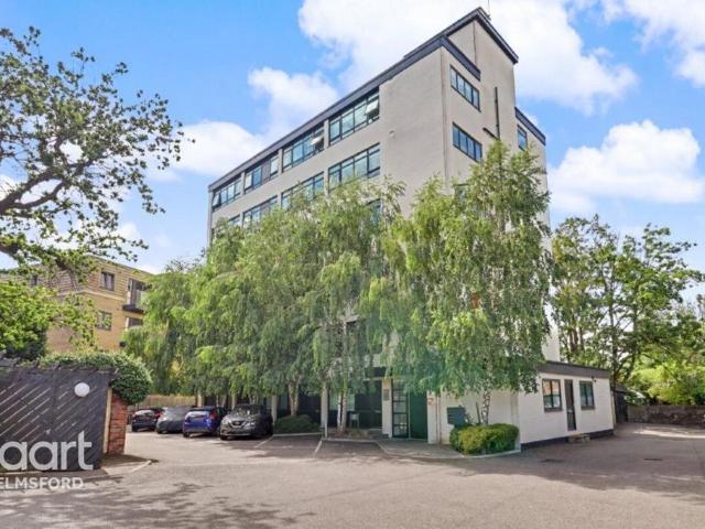 1 bedroom maisonette to rent