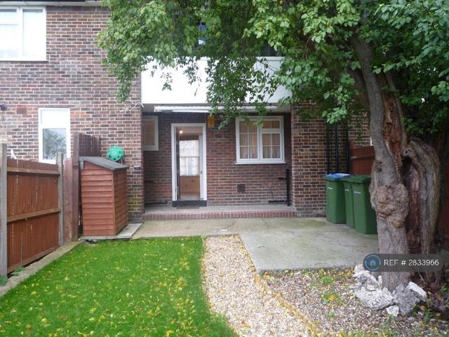 1 bedroom maisonette to rent
