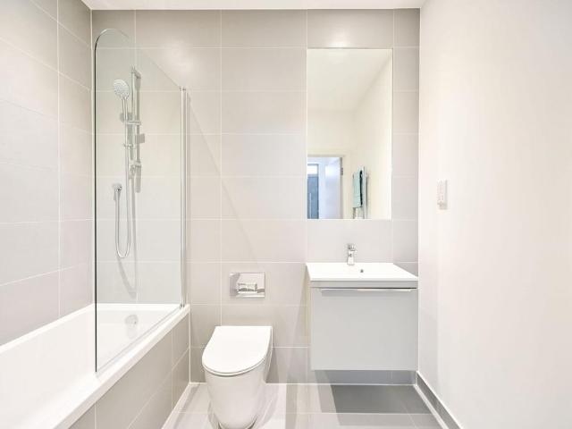 1 bedroom maisonette to rent