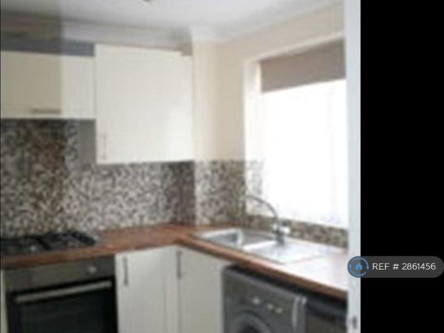 1 bedroom maisonette to rent