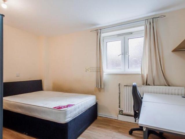 1 bedroom maisonette to rent