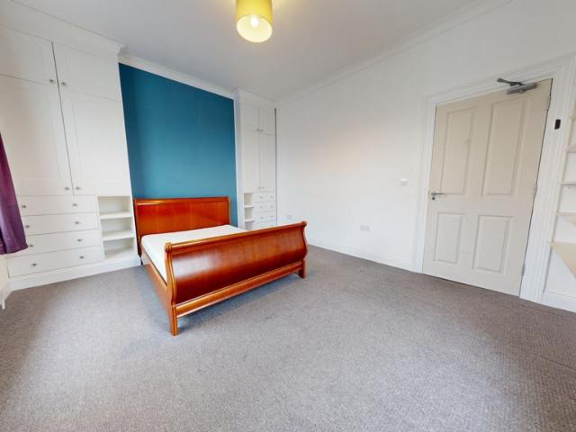 1 bedroom house share to rent