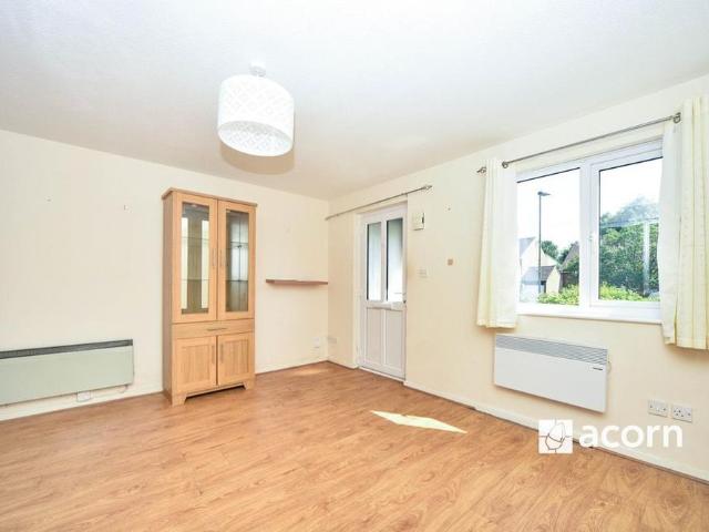 1 bedroom maisonette to rent