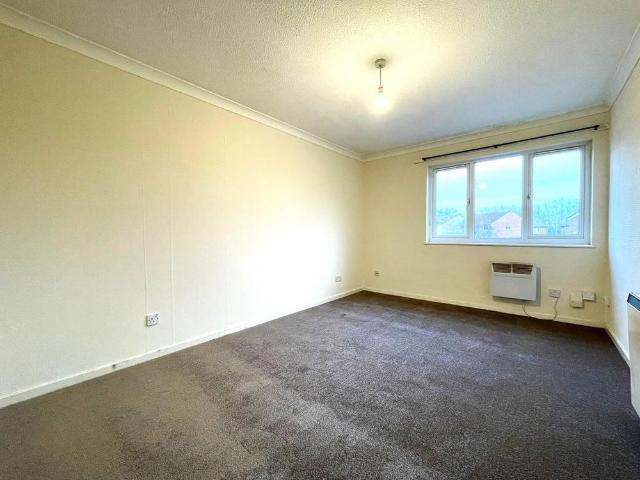 1 bedroom maisonette to rent