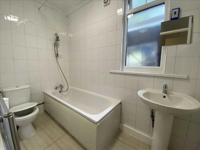 1 bedroom maisonette to rent