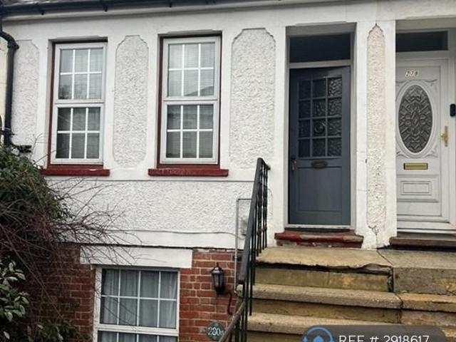 1 bedroom maisonette to rent