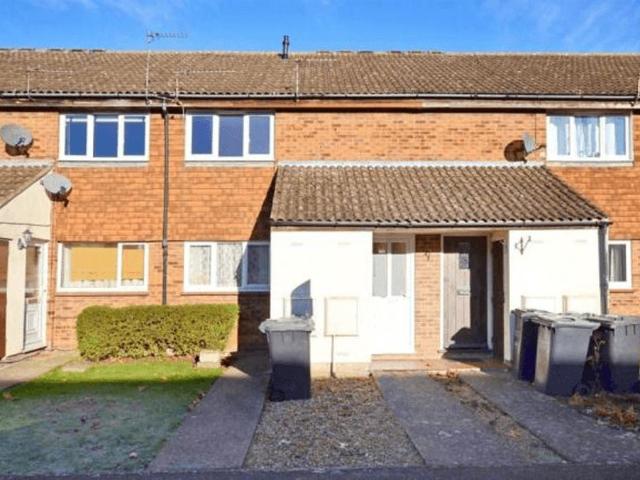 1 bedroom maisonette to rent