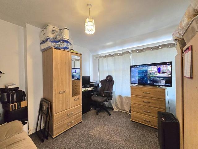 1 bedroom maisonette to rent