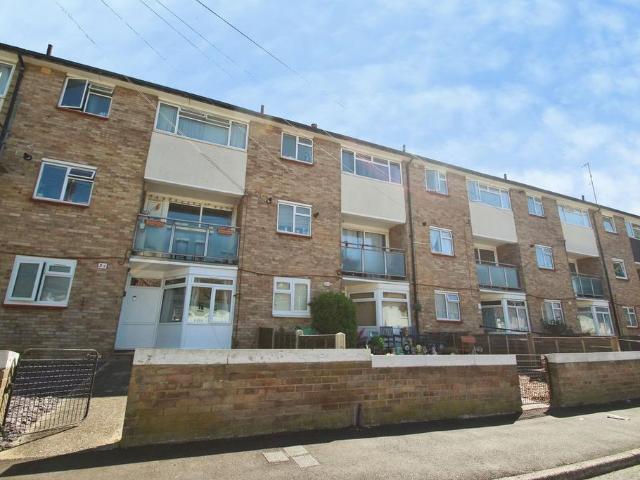 1 bedroom maisonette to rent