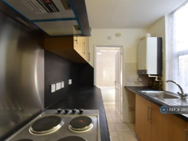 1 bedroom maisonette to rent