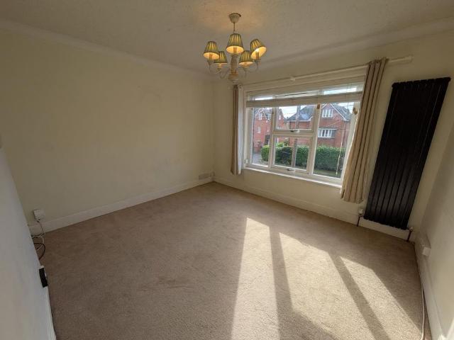 1 bedroom maisonette to rent