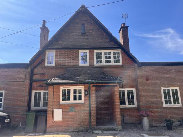 1 bedroom maisonette to rent