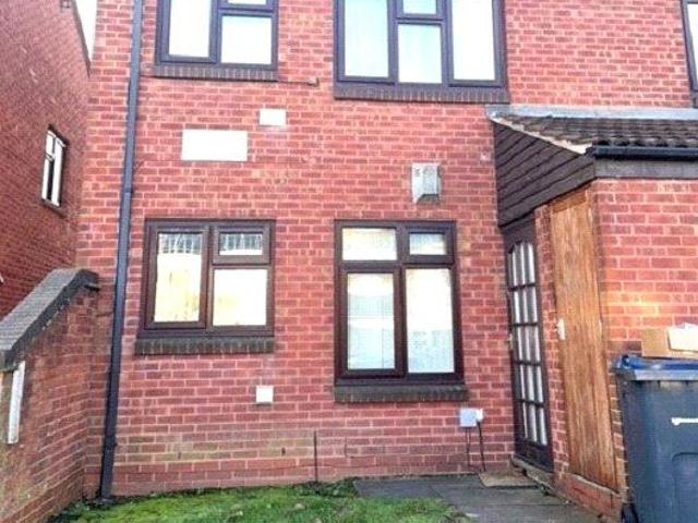 1 bedroom maisonette to rent