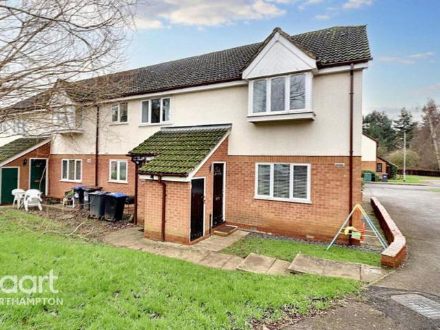 1 bedroom maisonette to rent