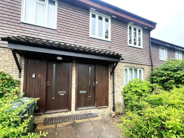1 bedroom maisonette to rent