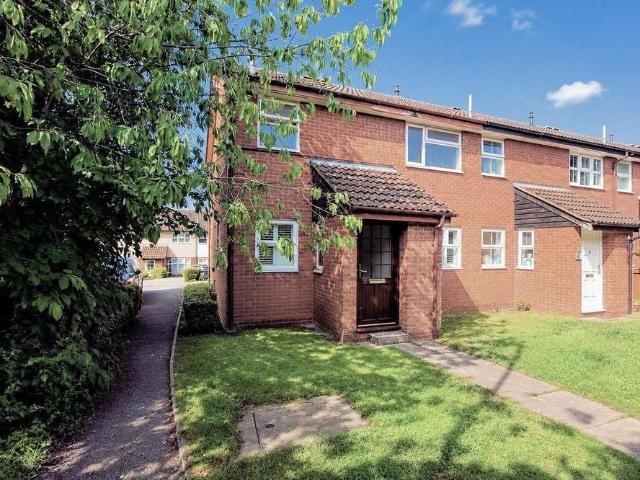 1 bedroom maisonette to rent