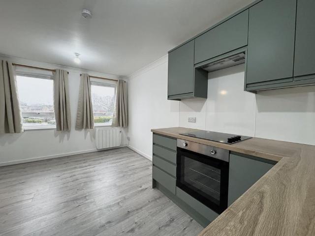 1 bedroom maisonette to rent