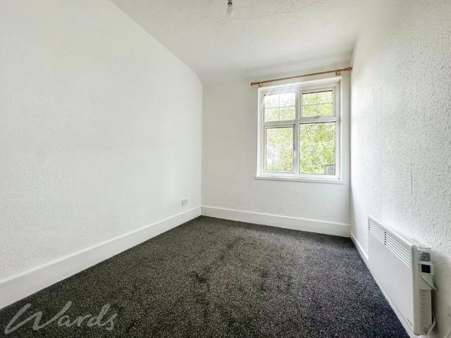 1 bedroom maisonette to rent