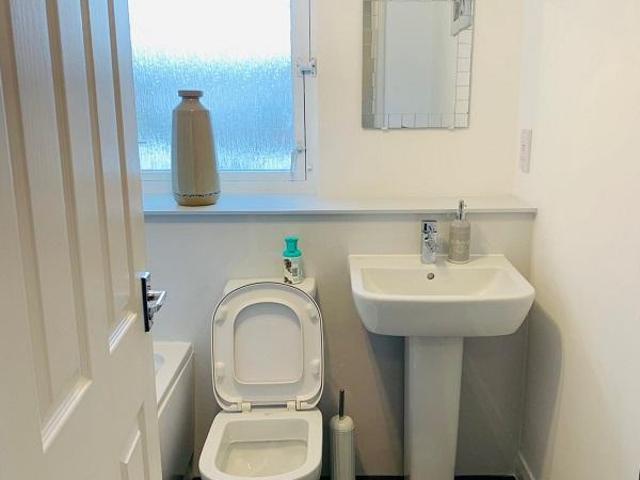 1 bedroom maisonette to rent