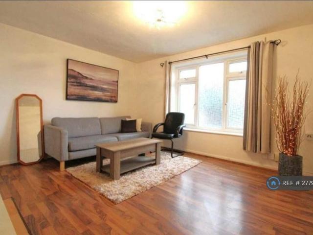 1 bedroom maisonette to rent