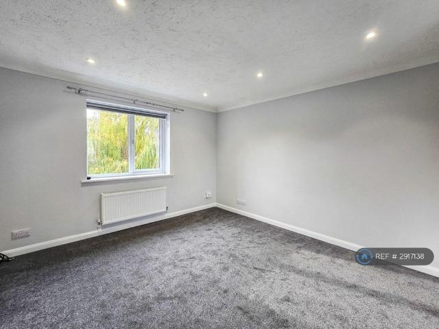 1 bedroom maisonette to rent