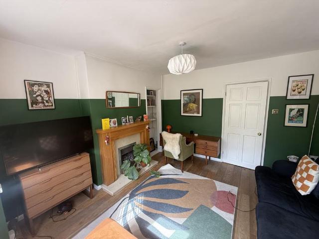1 bedroom maisonette to rent
