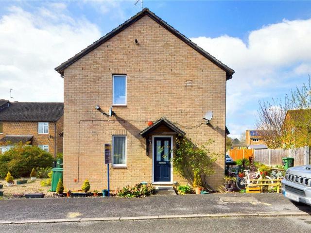 1 bedroom maisonette to rent