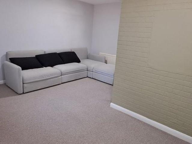 1 bedroom maisonette to rent