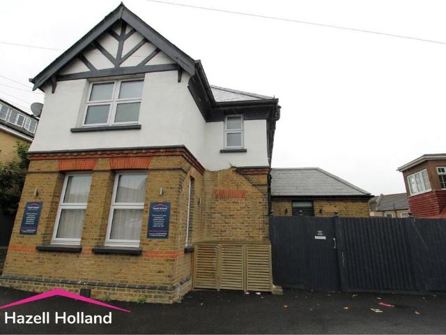 1 bedroom maisonette to rent