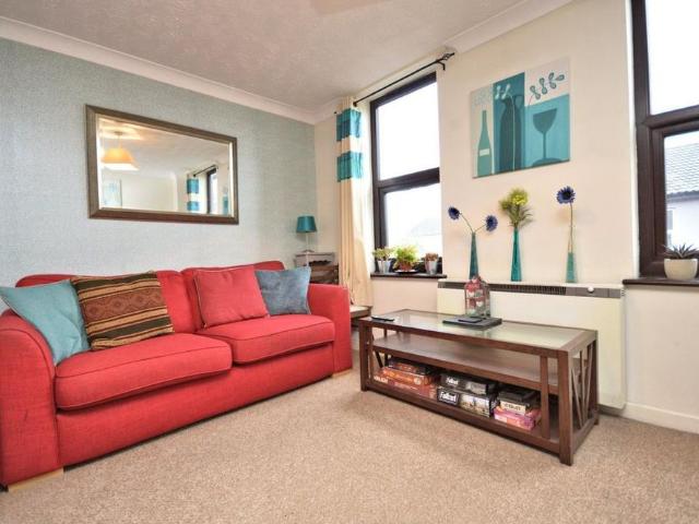 1 bedroom maisonette to rent