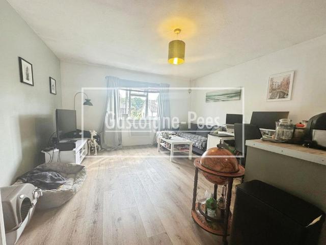 1 bedroom maisonette to rent