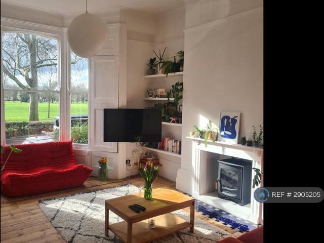 1 bedroom maisonette to rent