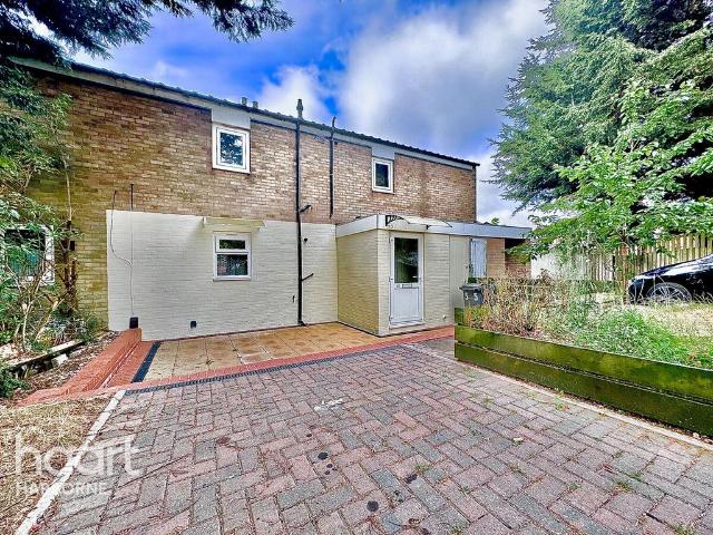 1 bedroom maisonette to rent