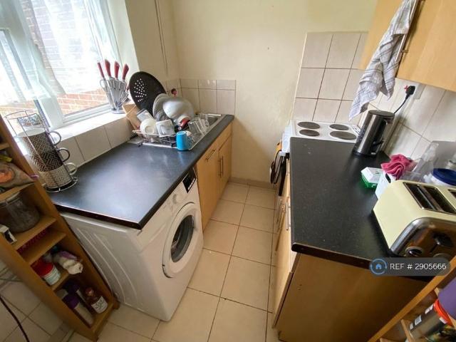 1 bedroom maisonette to rent