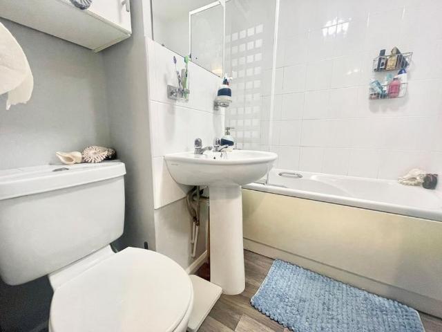 1 bedroom maisonette to rent