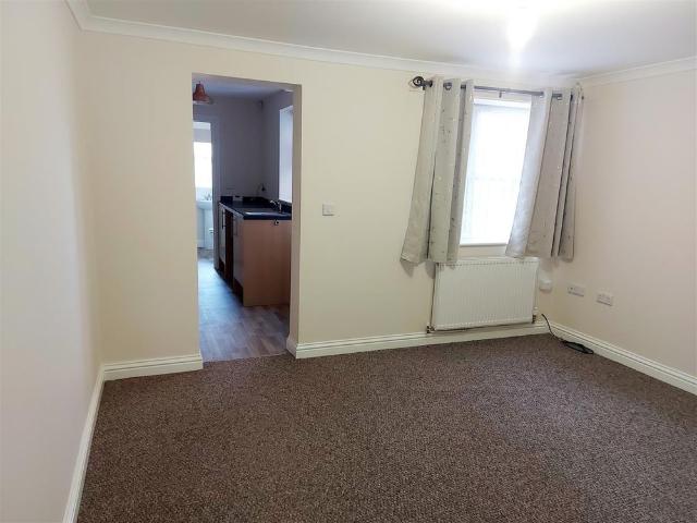 1 bedroom Maisonette to rent