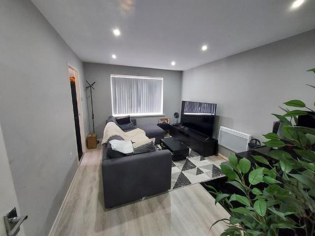 1 bedroom maisonette to rent