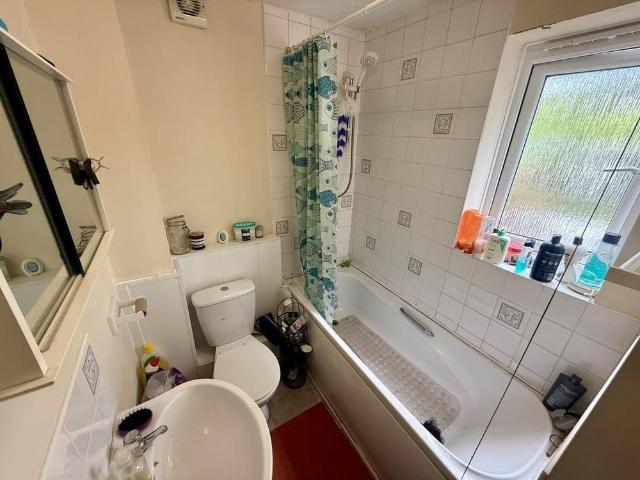 1 bedroom maisonette to rent