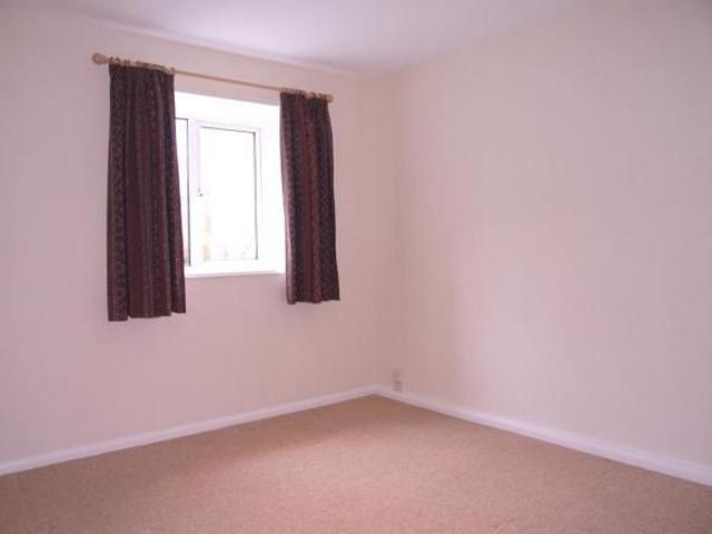 1 bedroom maisonette to rent