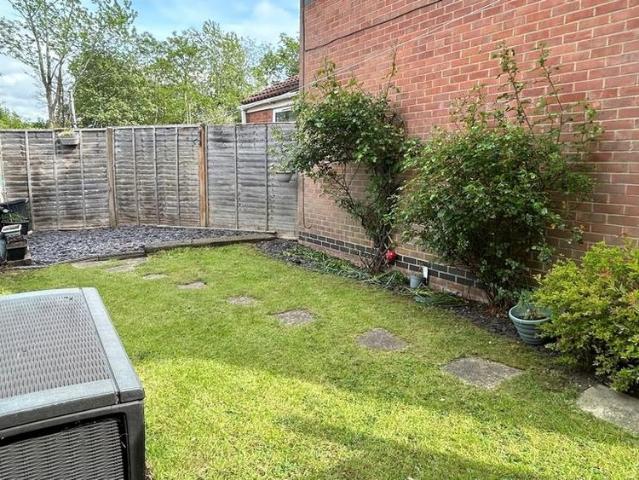 1 bedroom maisonette to rent