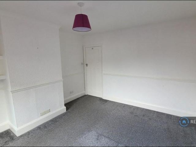 1 bedroom maisonette to rent