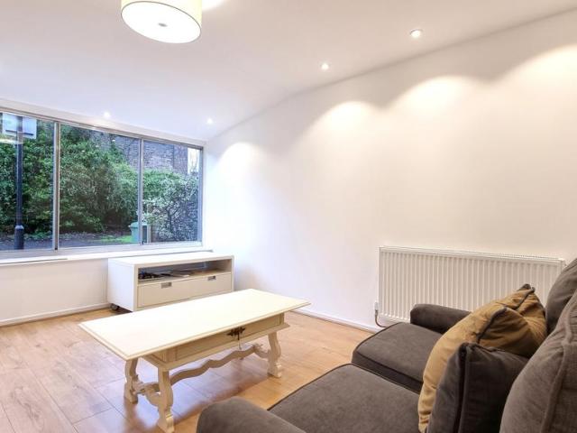 1 bedroom maisonette to rent