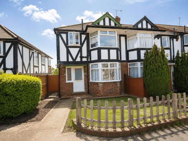 1 bedroom maisonette to rent