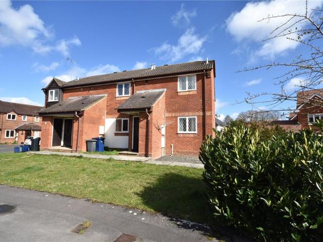 1 bedroom maisonette to rent