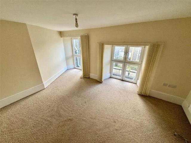 1 bedroom maisonette to rent