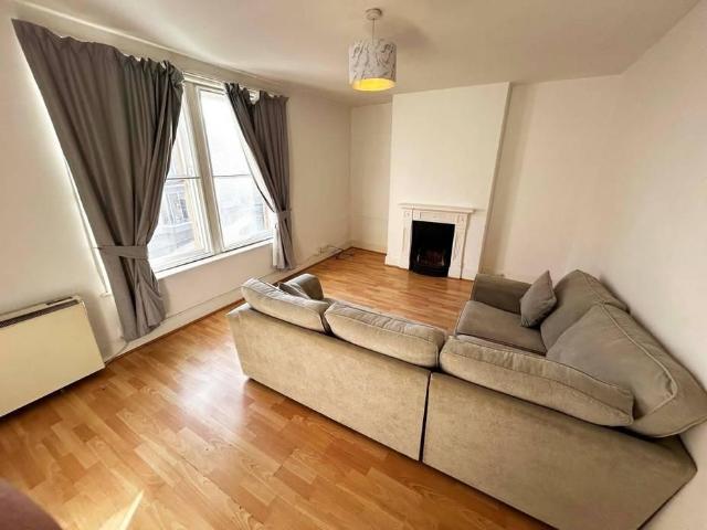 1 bedroom maisonette to rent