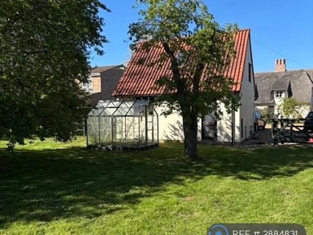 1 bedroom maisonette to rent
