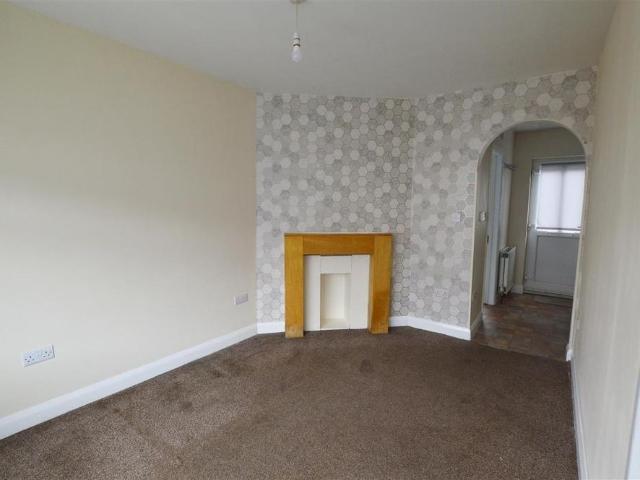 1 bedroom maisonette to rent