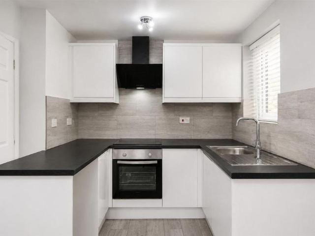 1 bedroom maisonette to rent