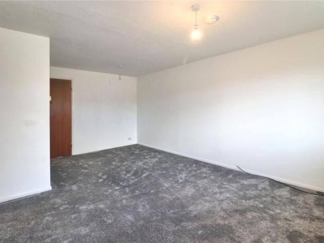 1 bedroom maisonette to rent